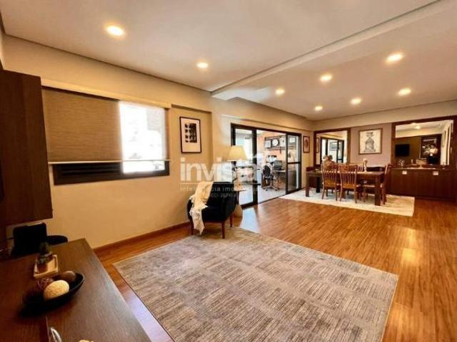 Apartamento à venda no bairro Ponta da Praia