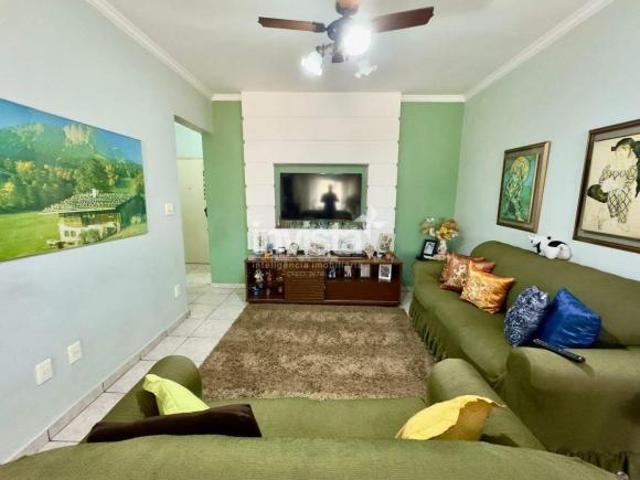 Apartamento à venda no bairro Ponta da Praia