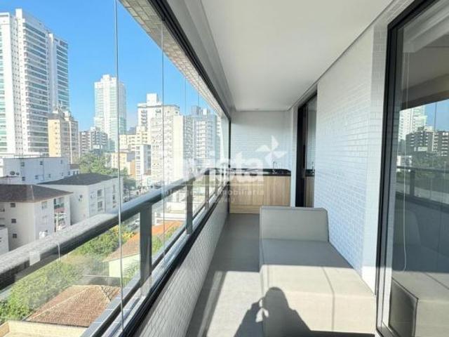 Apartamento à venda no bairro Ponta da Praia