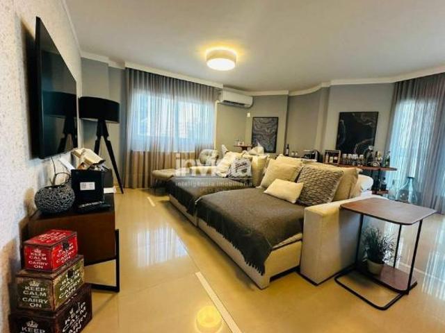 Apartamento à venda no bairro Ponta da Praia
