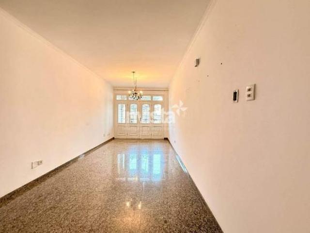 Apartamento à venda no bairro Ponta da Praia