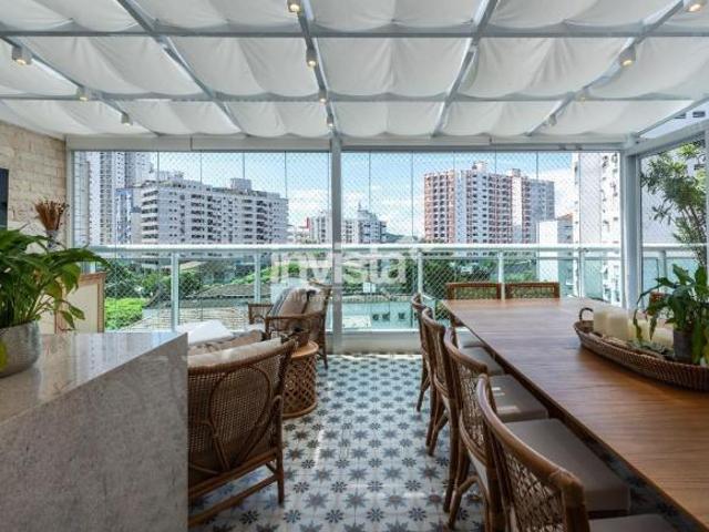 Apartamento à venda no bairro Ponta da Praia