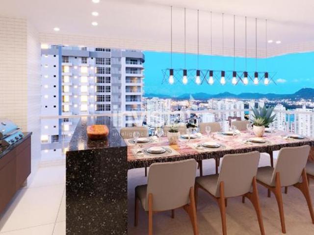 Apartamento à venda no bairro Ponta da Praia