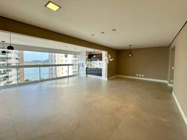 Apartamento à venda no bairro Ponta da Praia