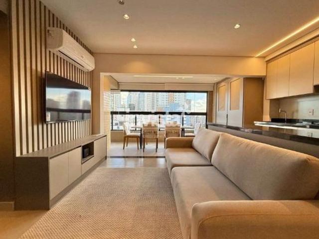 Apartamento à venda no bairro Ponta da Praia