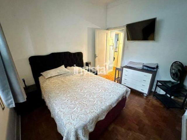 Apartamento à venda no bairro Ponta da Praia