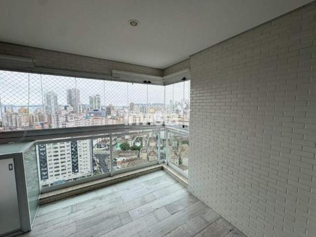 Apartamento à venda no bairro Ponta da Praia