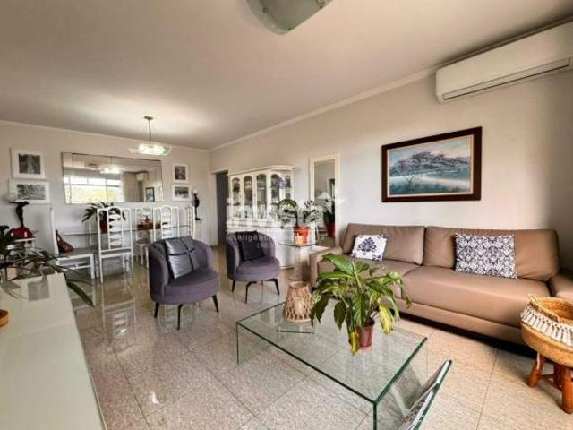 Apartamento à venda no bairro Ponta da Praia