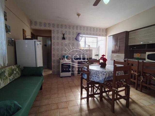 Apartamento à venda no bairro Praia do Sapê Ubatuba/SP