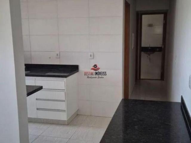 Apartamento à venda no bairro Presidente Roosevelt Uberlândia/MG