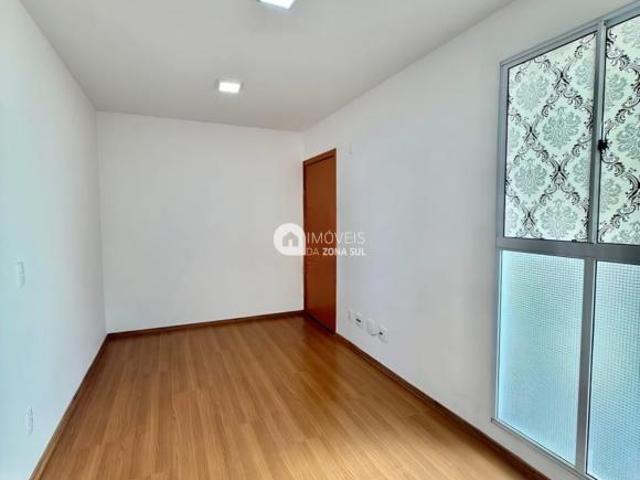 Apartamento à venda no bairro Restinga Porto Alegre/RS