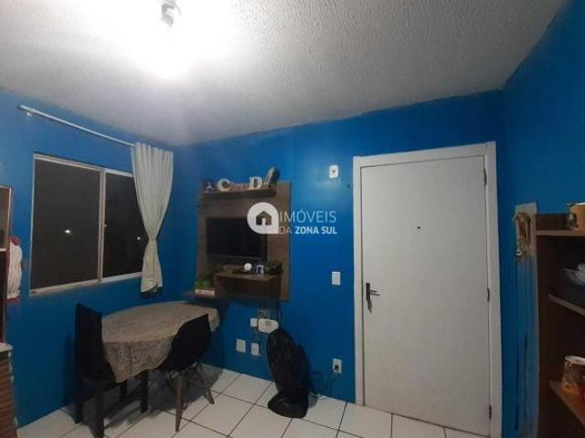 Apartamento à venda no bairro Restinga Porto Alegre/RS