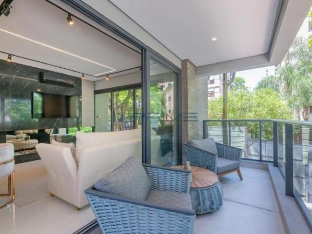 Apartamento à venda no bairro Rio Branco Porto Alegre/RS, Zona leste
