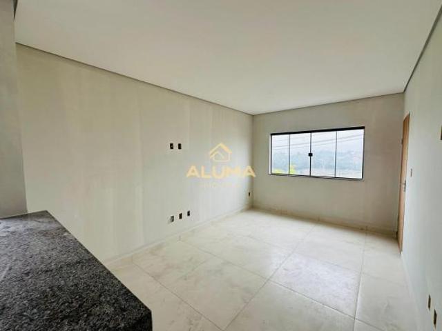 Apartamento à venda no bairro São Marcos Conselheiro Lafaiete/MG