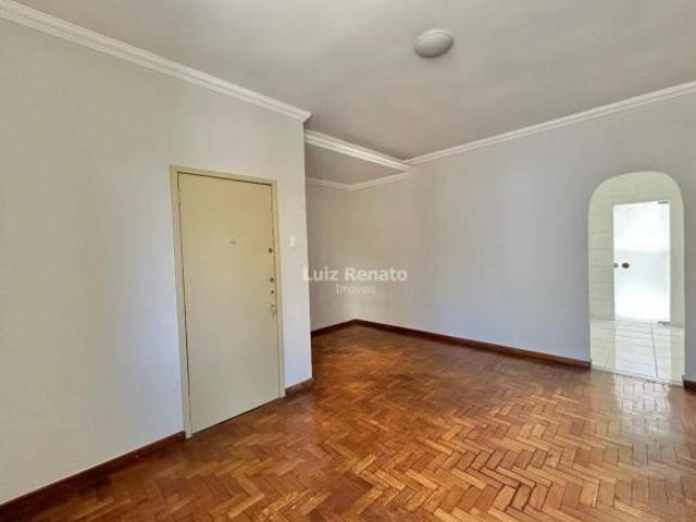 Apartamento á venda no bairro São Pedro