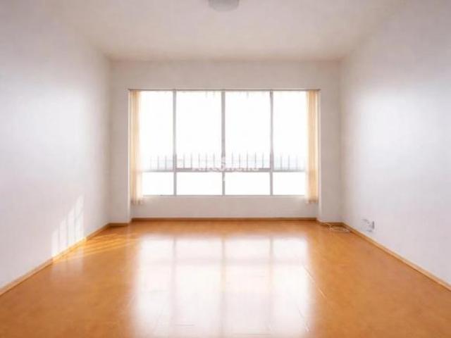 Apartamento à venda no bairro São Pelegrino