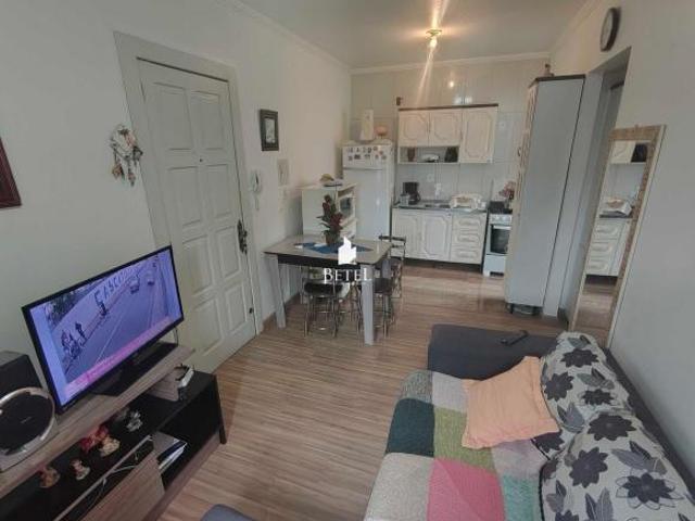 Apartamento à venda no bairro São Victor COHAB Caxias do Sul/RS