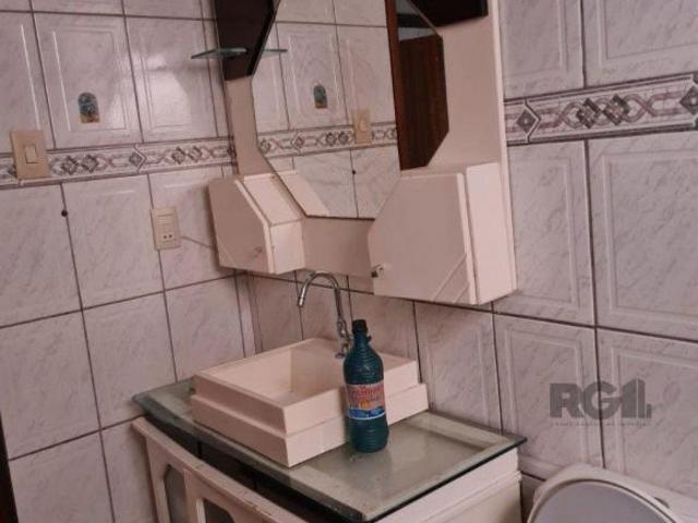 Apartamento à venda no bairro Santa Tereza, em Porto Alegre. Localizado na Rua O