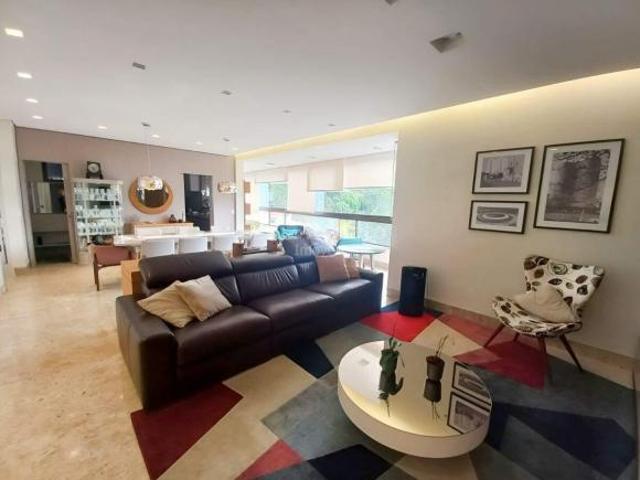 Apartamento à venda no bairro Santa Lúcia