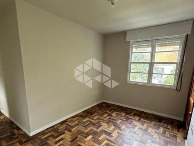 Apartamento à venda no bairro Santa Maria Goretti Reformado, espaçoso e com ótim