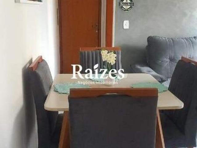 Apartamento à venda no Bairro Santa Mônica com 2 quartos sendo 1 suíte e 2 vagas