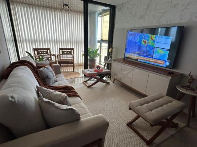 Apartamento à venda no bairro Santa Mônica Uberlândia MG