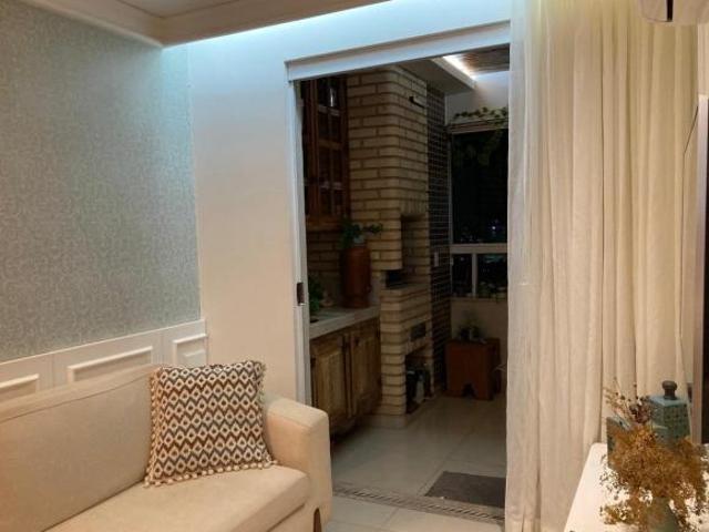 Apartamento à venda no bairro Santa Mônica Uberlândia/MG