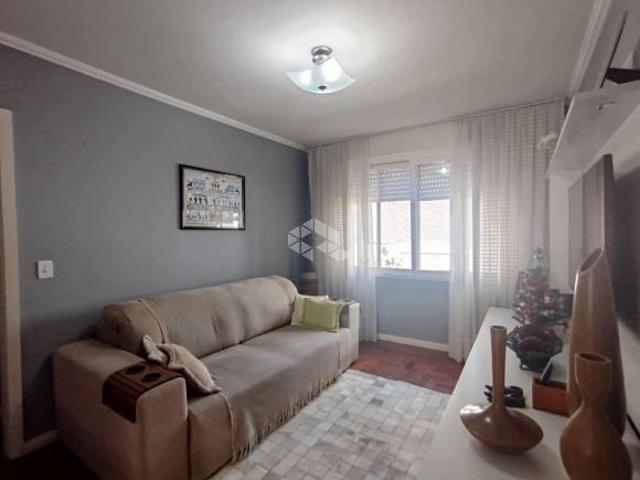 Apartamento a venda no Bairro Santana, 3 dormitórios reformado com vaga de garagem