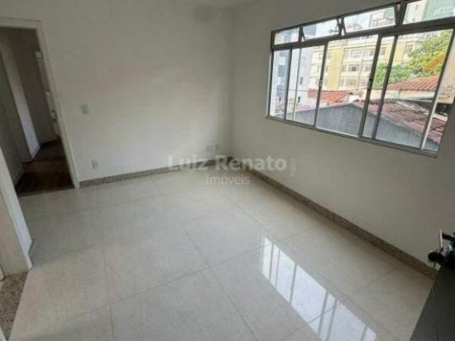 Apartamento à venda no bairro Santo Antônio