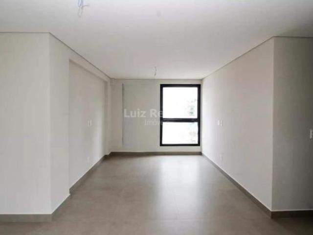 Apartamento à venda no Bairro Santo Antônio