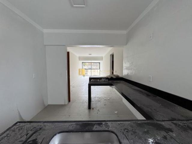 Apartamento à venda no bairro Santo Antônio