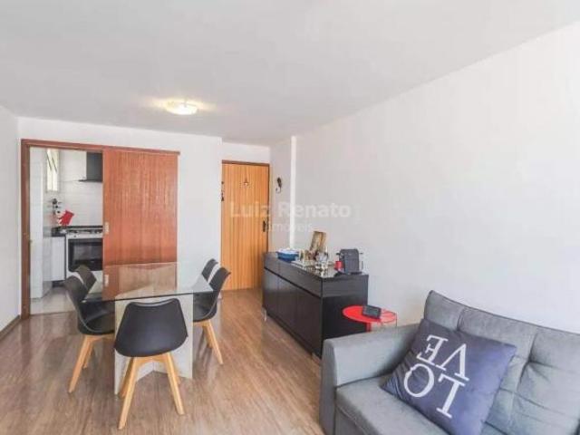 Apartamento à venda no bairro Sagrada Família