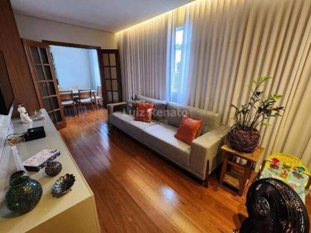 Apartamento à venda no bairro Sagrada Família