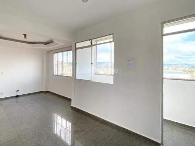 Apartamento à venda no bairro Sagrada Família