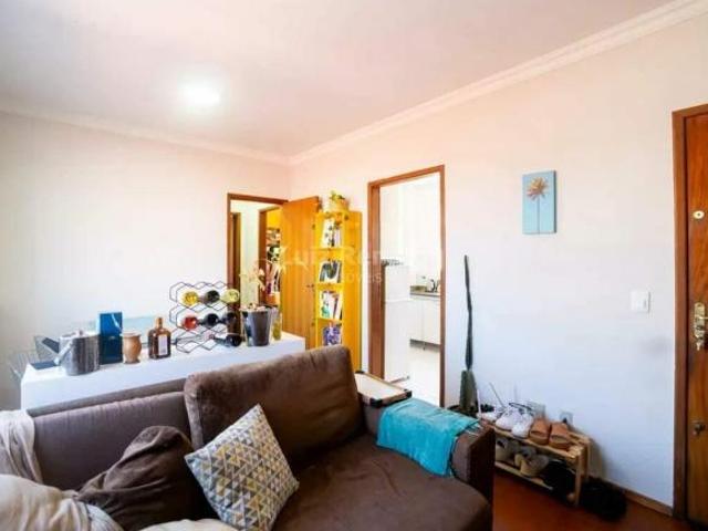 Apartamento à venda no bairro Sagrada Família