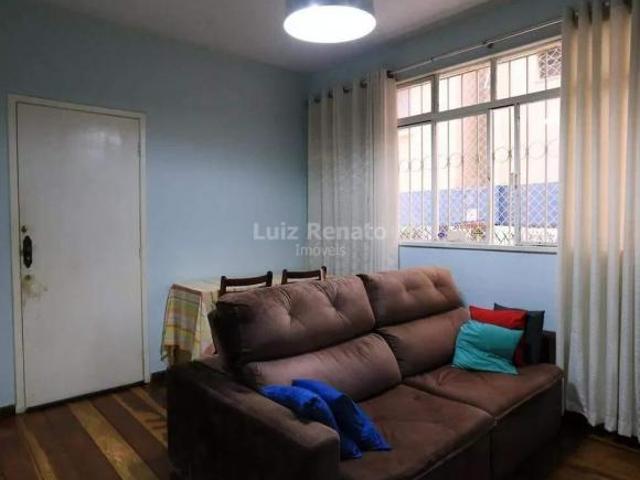 Apartamento à venda no bairro Sagrada Família