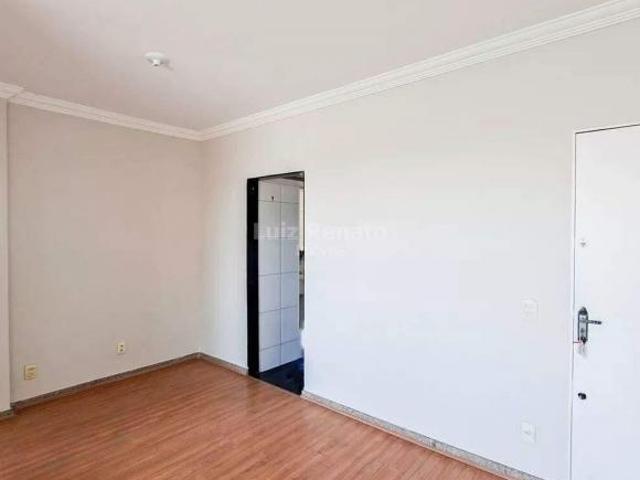 Apartamento à venda no bairro Sagrada Familia