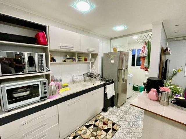 Apartamento à venda no bairro Salgado Filho, com 2 quartos