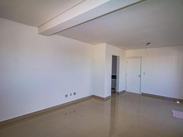 Apartamento à venda no Bairro Saraiva em Uberlândia