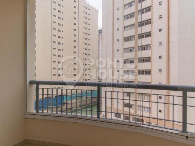 Apartamento à venda no bairro Saúde 3 dormitórios 2 vagas perto do metrô