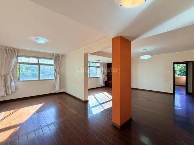 Apartamento à venda no bairro Savassi