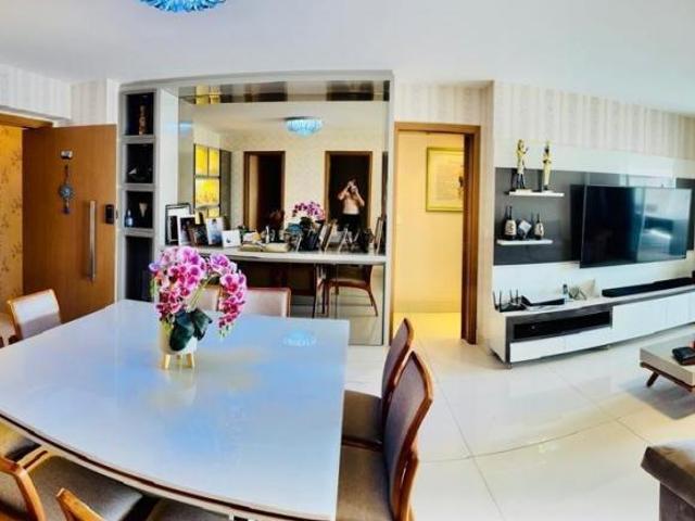 Apartamento à venda no bairro Setor Bueno em Goiânia/GO