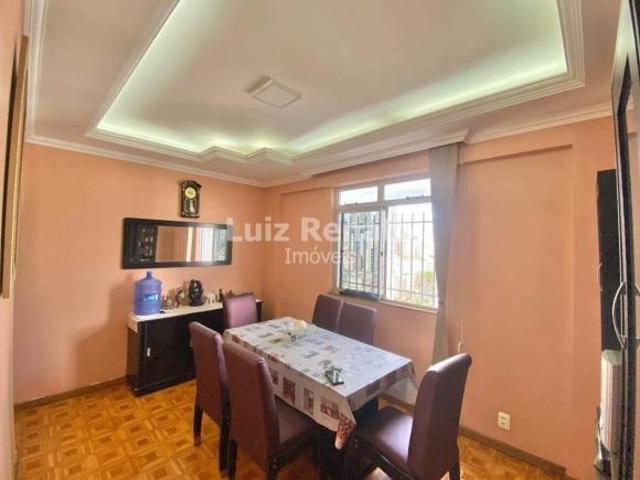 Apartamento à venda no bairro Silveira