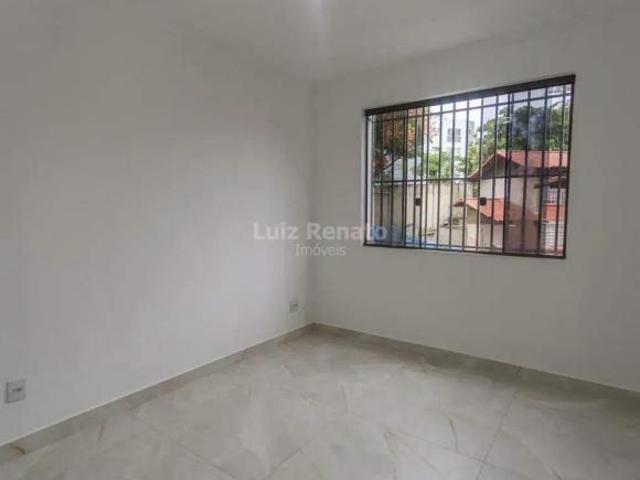 Apartamento à venda no bairro Silveira
