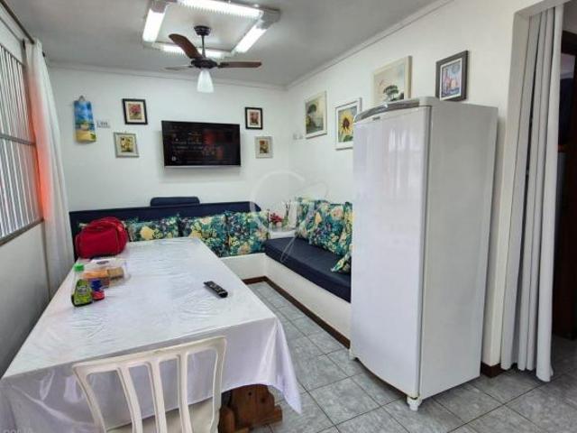 Apartamento à Venda no Balneário Pontal do Sul – Apenas 150m do Mar!