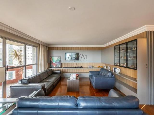 Apartamento à venda no Batel ARYA1
