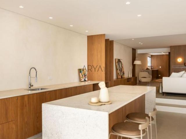 Apartamento à venda no Batel ARYA1