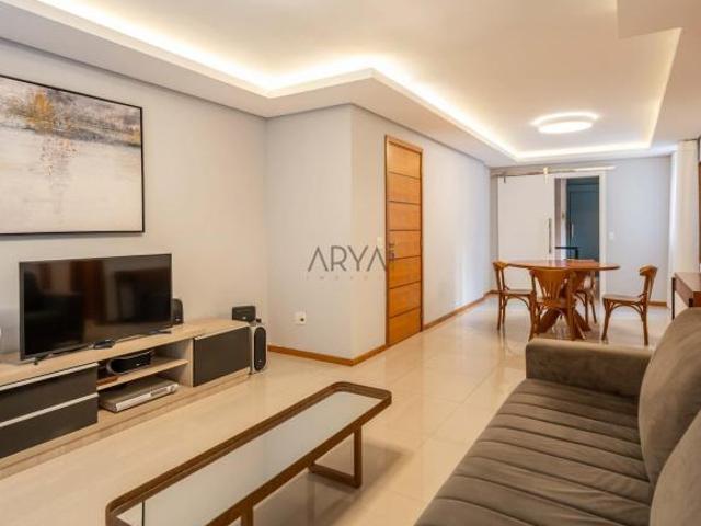 Apartamento à venda no Batel ARYA1