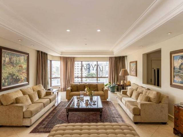 Apartamento à venda no Batel ARYA1