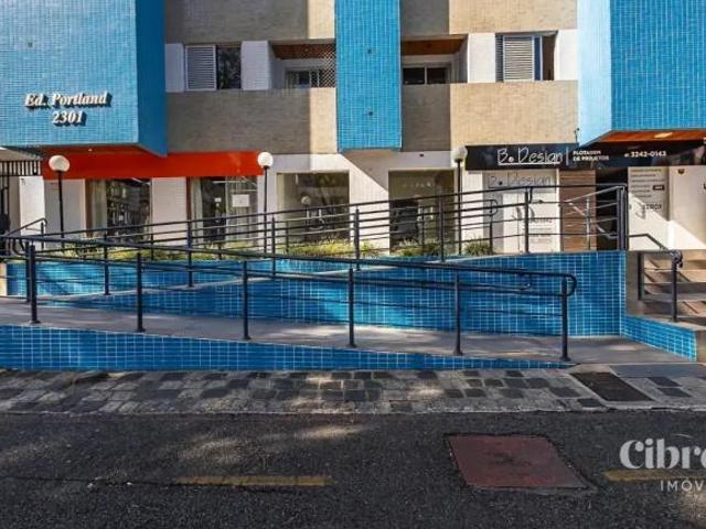 Apartamento à venda no Batel com 2 Quartos Ed. Portland
